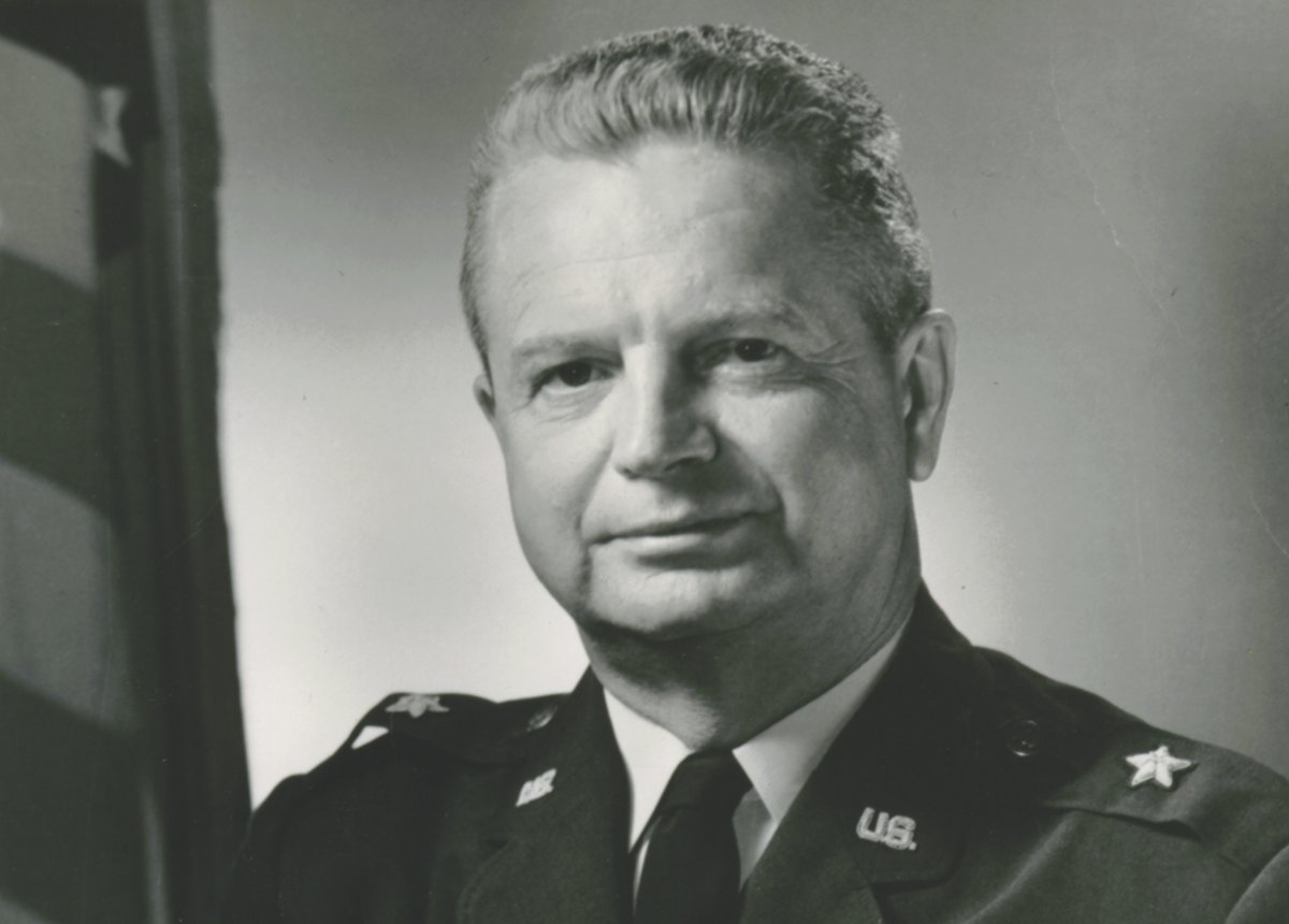 Richard Knobloch's Instagram, Twitter & Facebook on IDCrawl