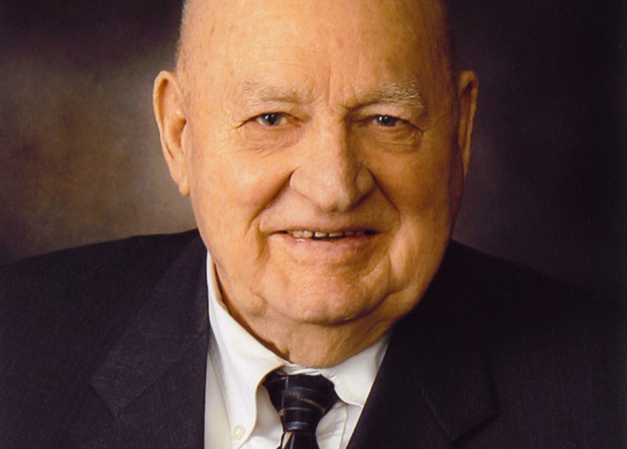 Roy W. Reabe - Wisconsin Aviation Hall of Fame