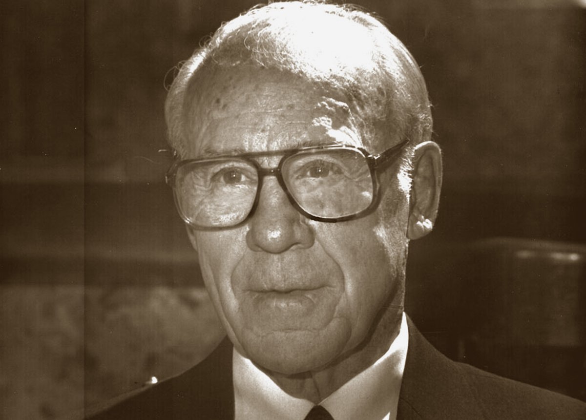 William J. "Bill" Lotzer - Wisconsin Aviation Hall of Fame
